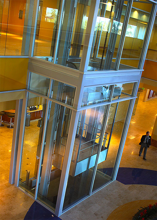 Round Lift Manufacturer - Roys Rise Luxury Elevator